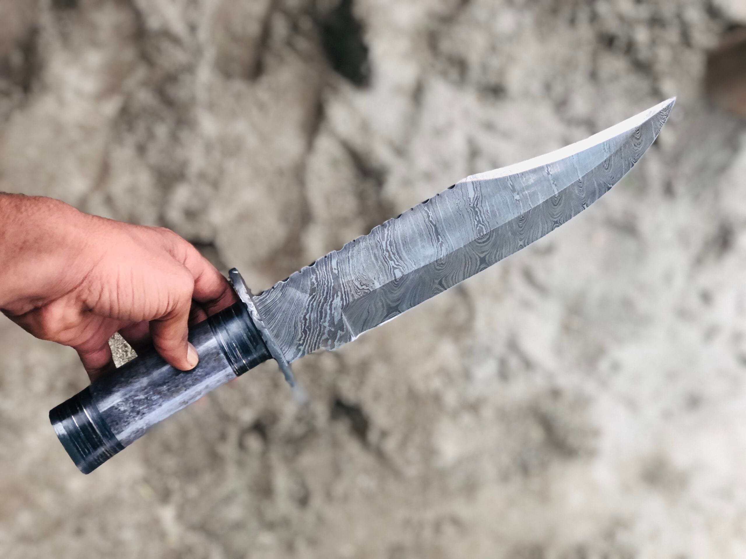 Custom Handmade Damascus Steel Beautiful Hunting Knife Purple Resin Handle