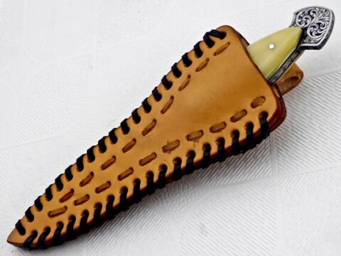 Handmade D2 Steel 9 Inches Dagger Knife - Hand Engraved & Stunning Design