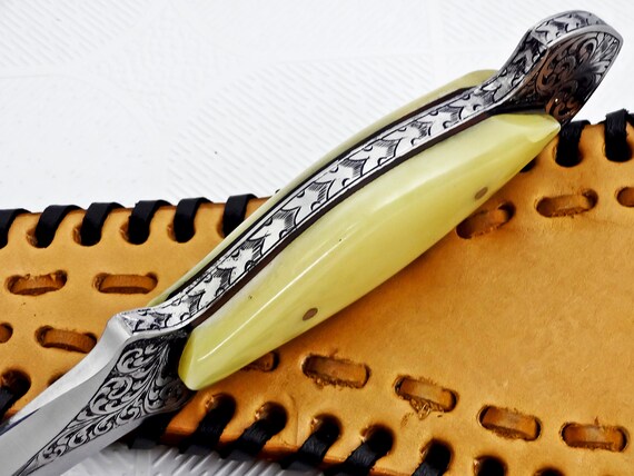 Handmade D2 Steel 9 Inches Dagger Knife - Hand Engraved & Stunning Design